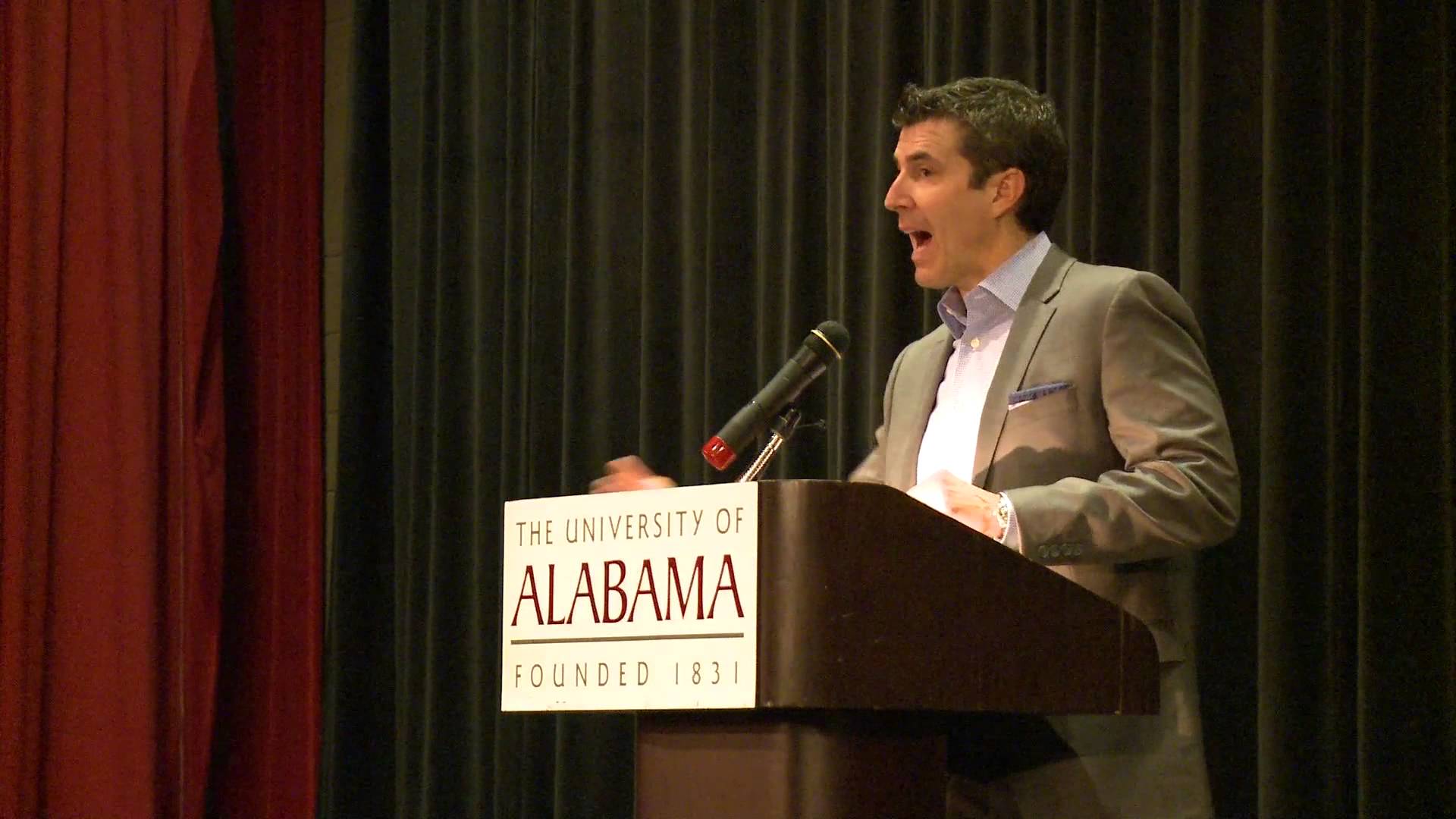 ESPN College GameDay host Rece Davis breaks down Alabama, Auburn ...