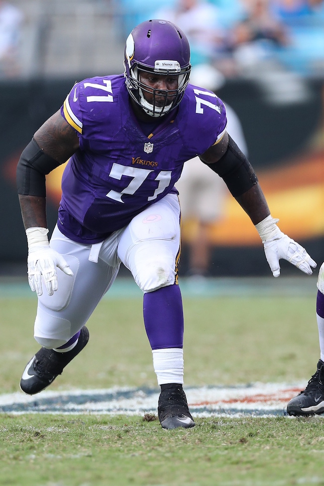 Report: Former Alabama OL Andre Smith signs with Cincinnati Bengals ...