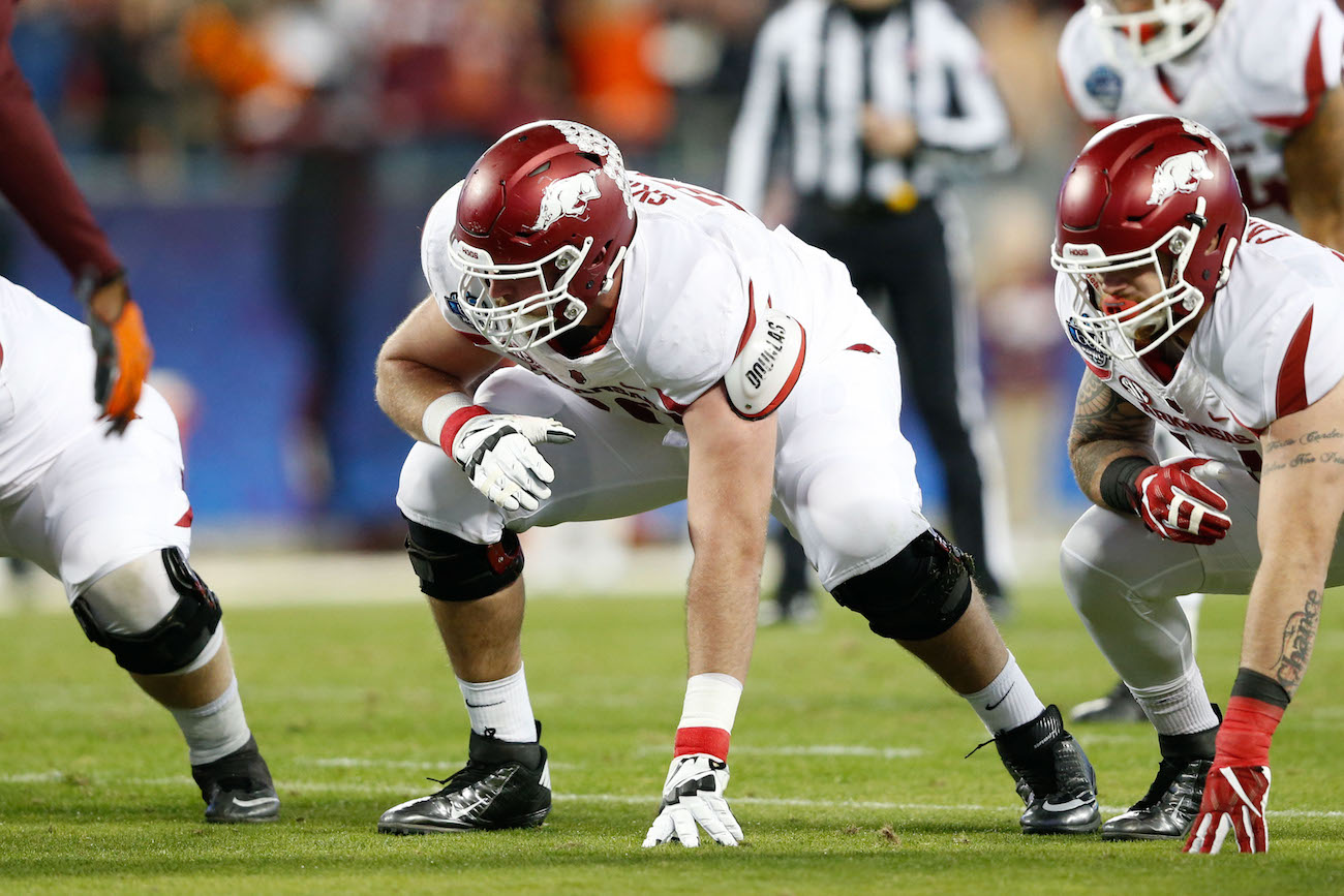 Former Arkansas OL Dan Skipper signs with new NFL team - Saturday Down ...