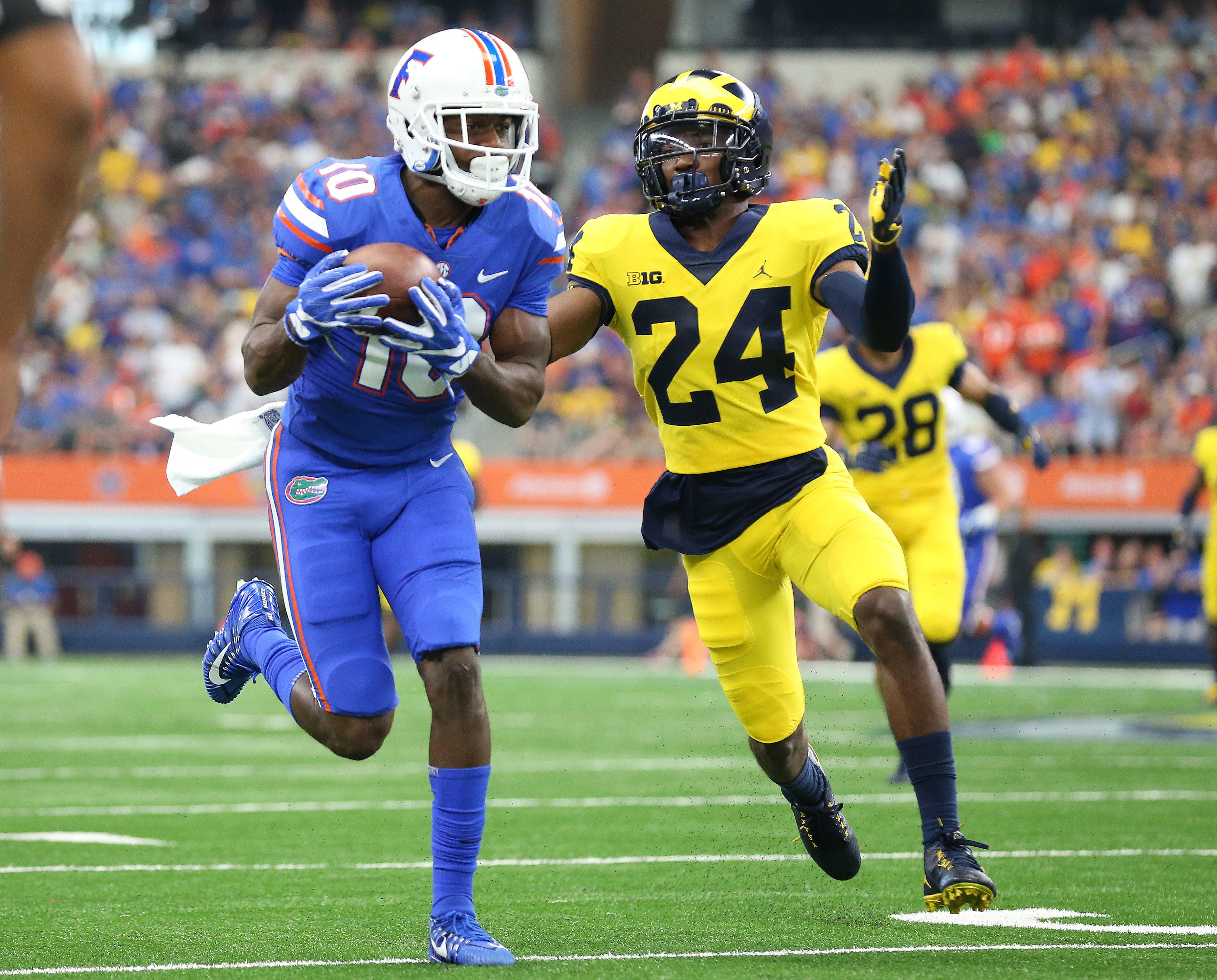 Florida WR Josh Hammond predicts similar results for Georgia in ...