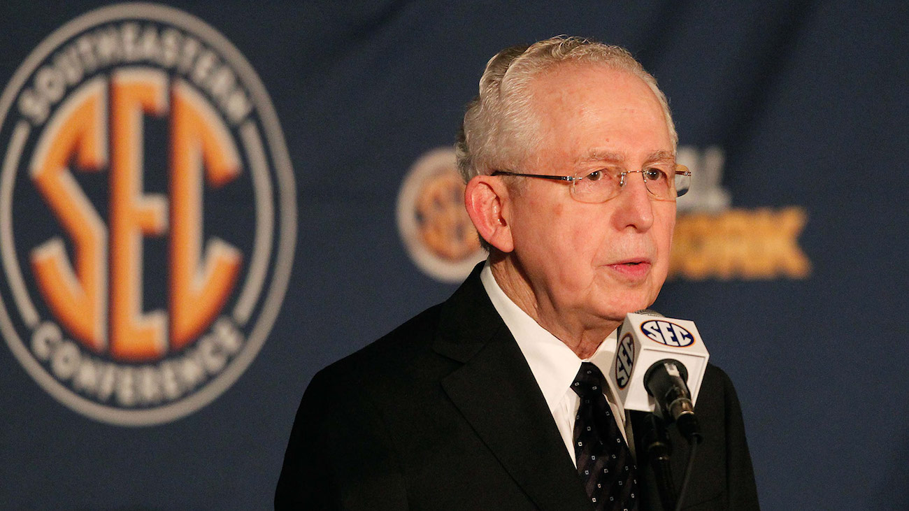 LOOK: SEC Baseball Tournament tweaks 'SEC' logo to honor former ...