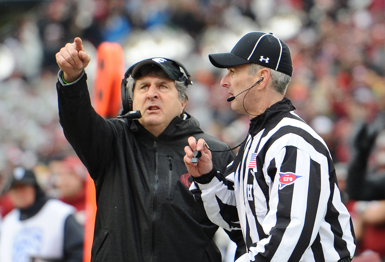 Mike Leach's great response about Wazzu fan who pulled his pants down ...