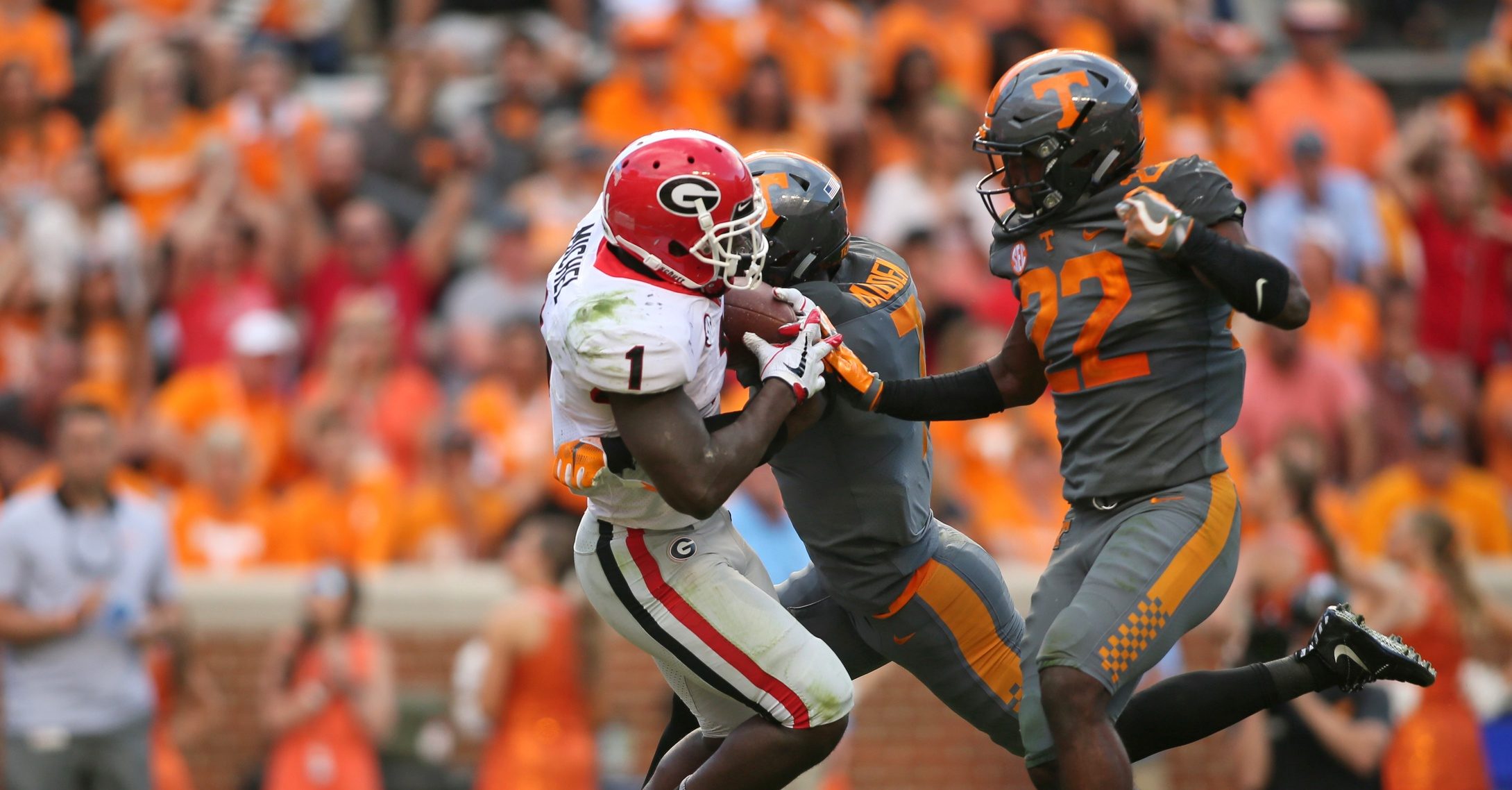 Georgia suffers decommitment from DE Jaevon Becton after new Tennessee ...