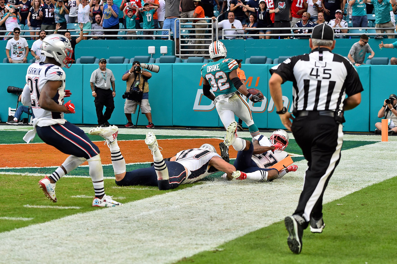 Kenyan Drake's 'Miami Miracle' play earns NFL's Play of the Year award ...
