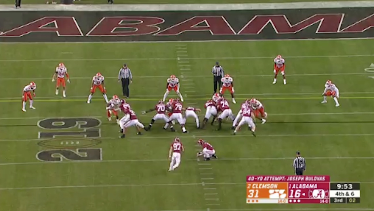 WATCH: Alabama runs absolutely horrific fake FG with title game on the ...