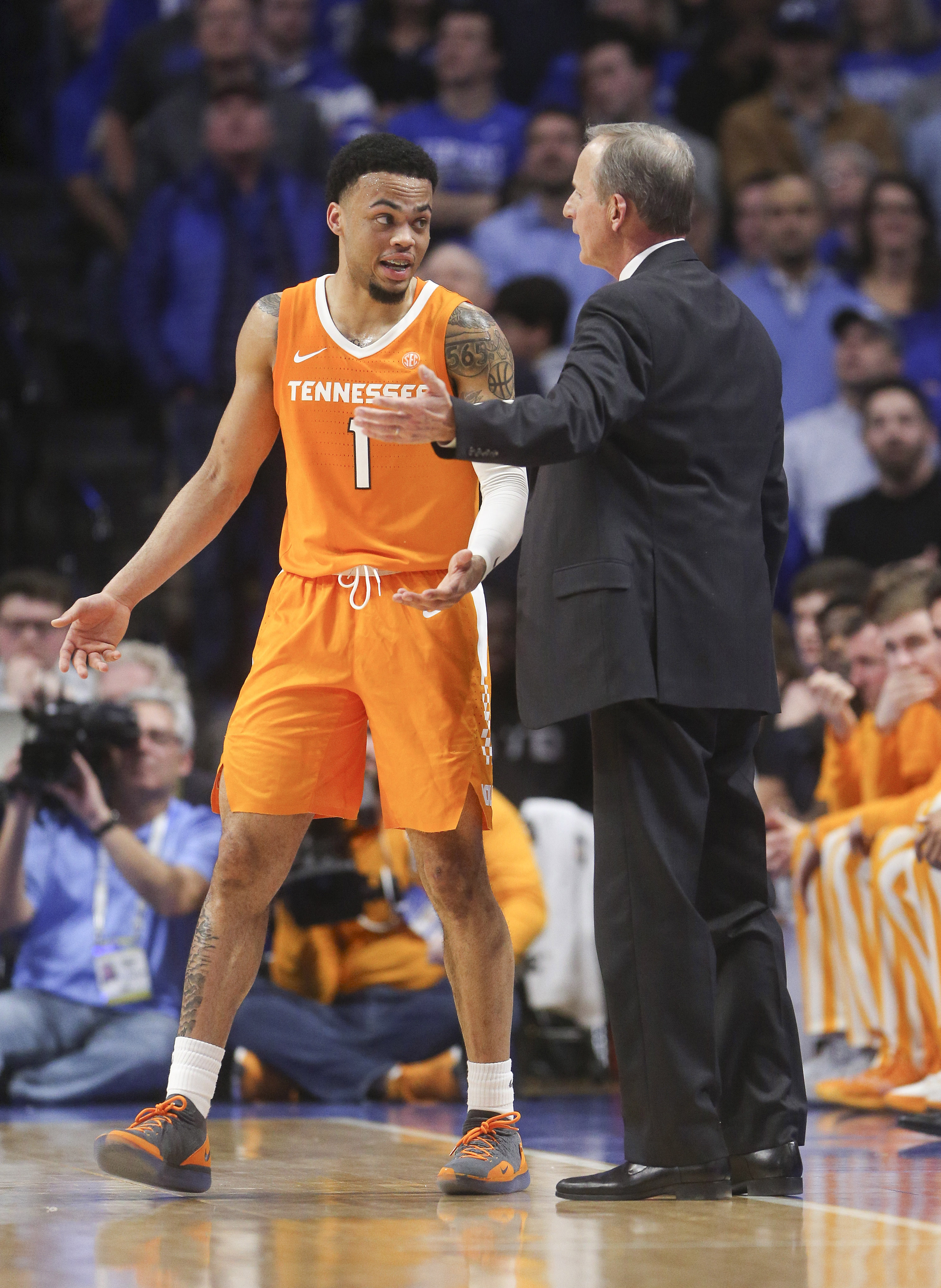 CBS Sports analyst names names new No. 1 after Tennessee's loss to ...