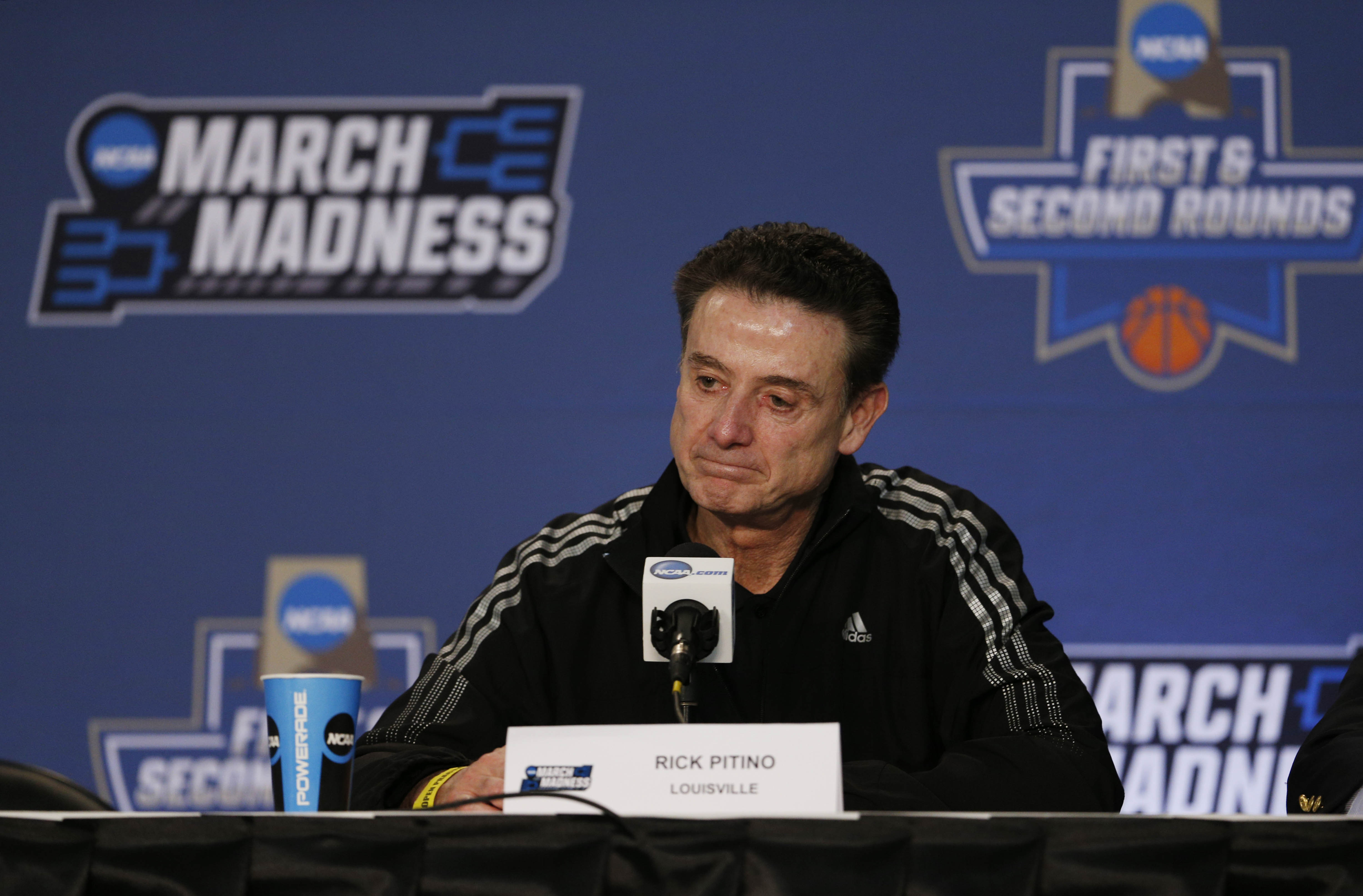 New Iona coach Rick Pitino would like to schedule Kentucky; how about ...