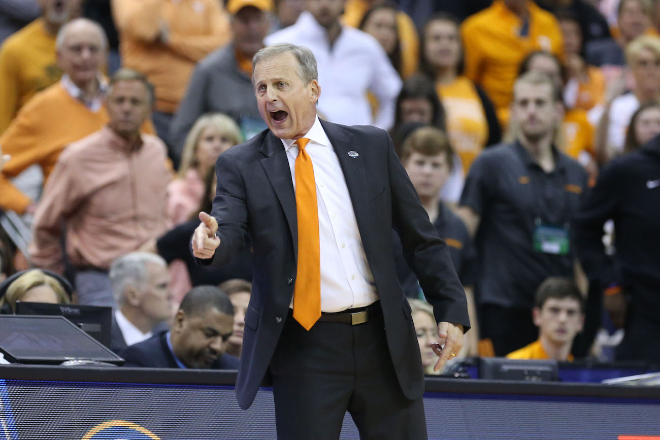 Report: Rick Barnes emerges as 'serious' candidate at UCLA - Saturday ...