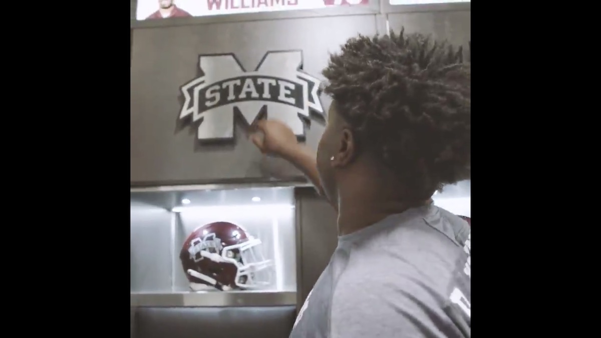 WATCH: Mississippi State unveils incredible new locker room - Saturday ...