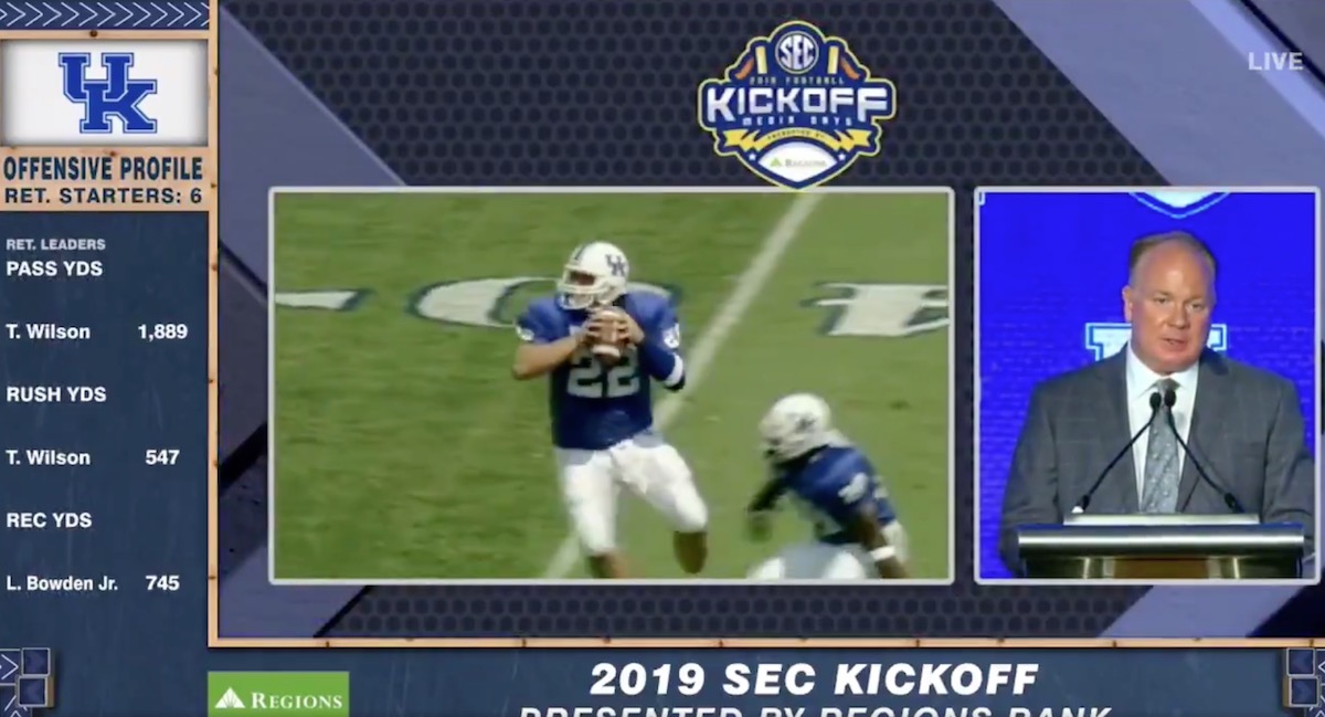Mark Stoops is a fan of Kentucky QB Terry Wilson's planned tribute to ...
