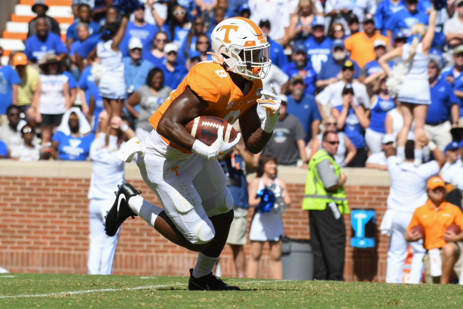 Former Tennessee running back Ty Chandler announces his transfer ...