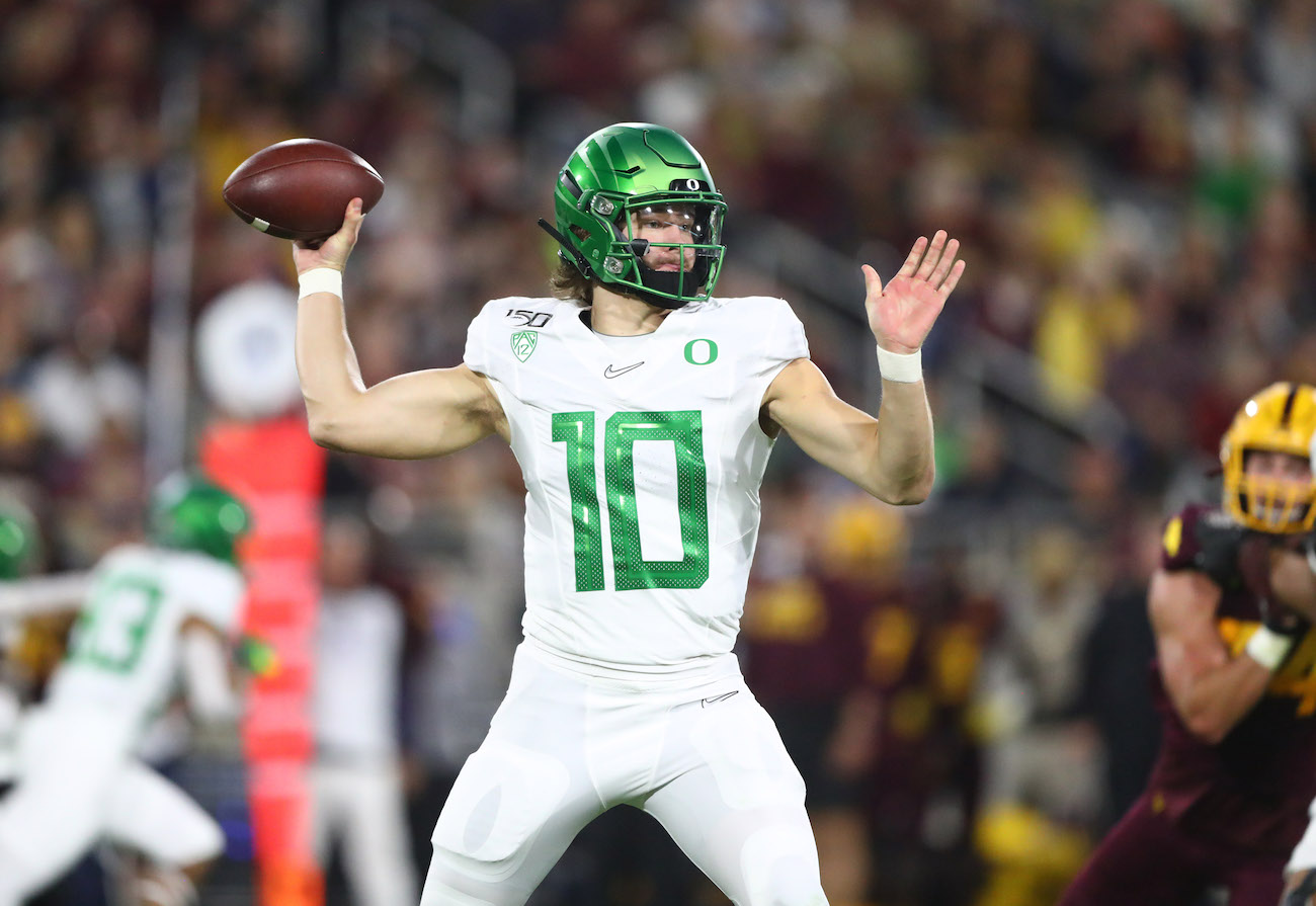 Down goes No. 6 Oregon! Ducks' loss helps No. 5 Alabama in Playoff race ...