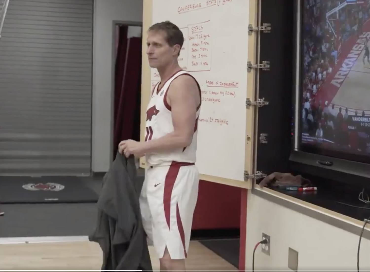 Sam Pittman has hilarious response to seeing Eric Musselman reveal new ...