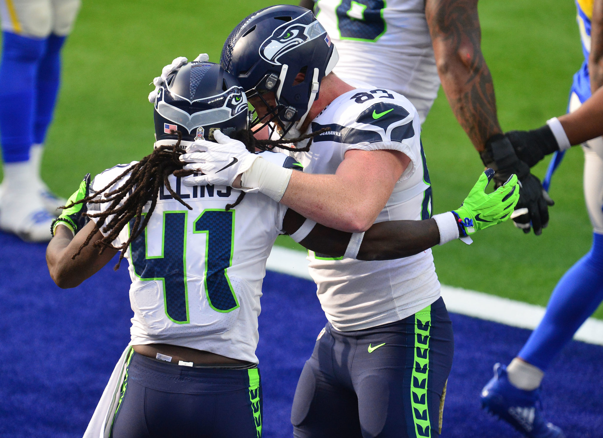 Welcome back: In return to NFL, Alex Collins scores first TD in 2 years ...