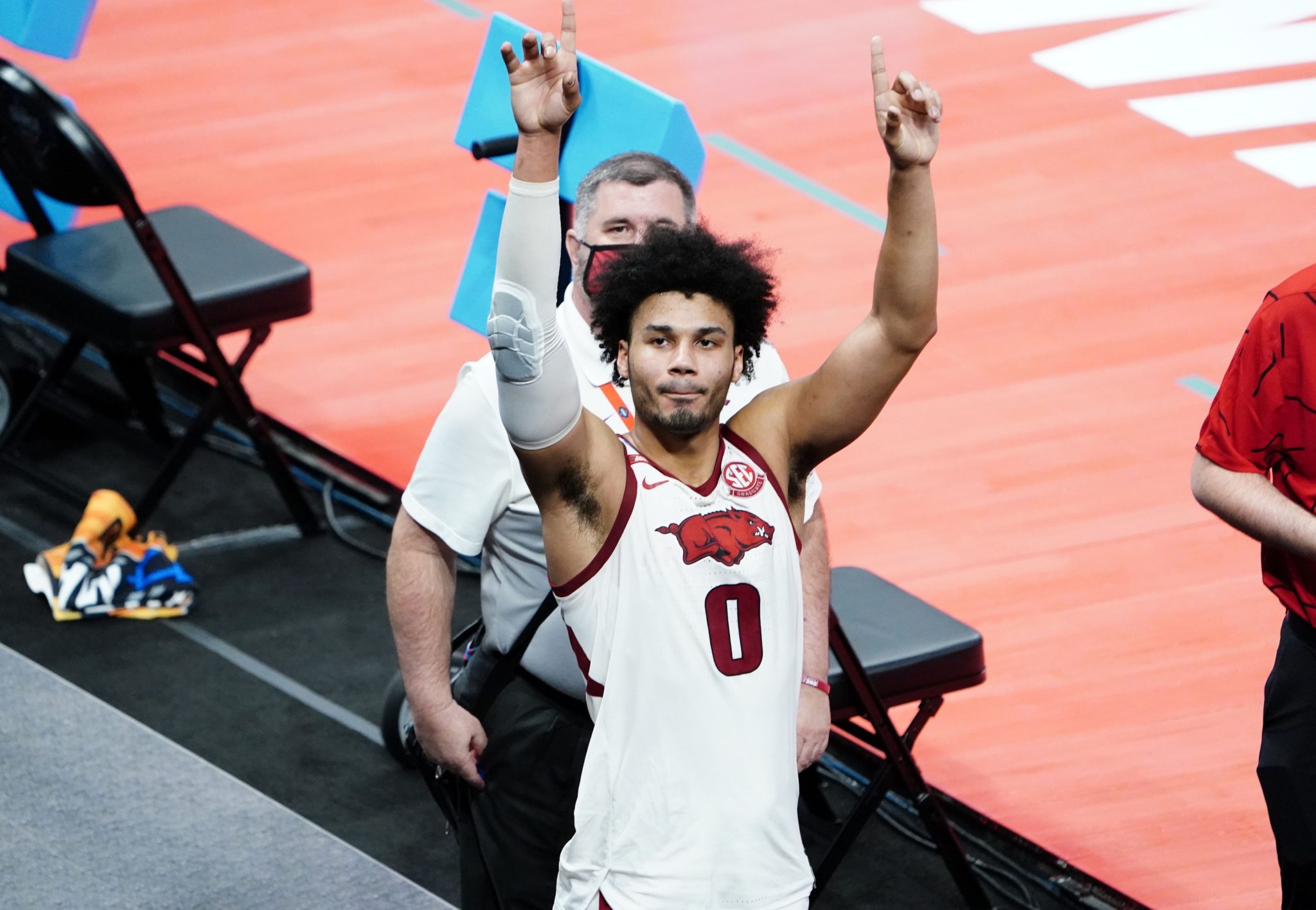Arkansas forward Justin Smith announces plans for 2021-22 season ...