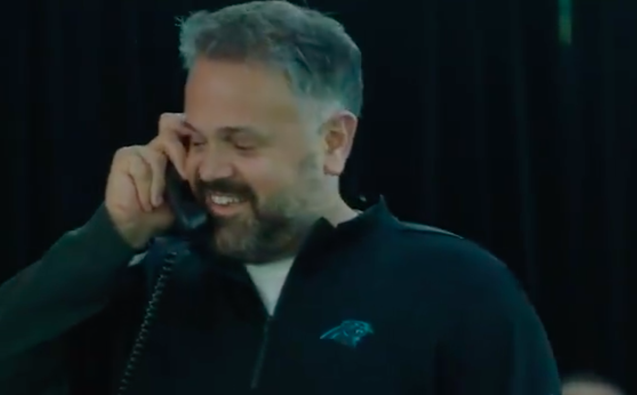 Alabama long snapper Thomas Fletcher has hilarious reaction to being ...