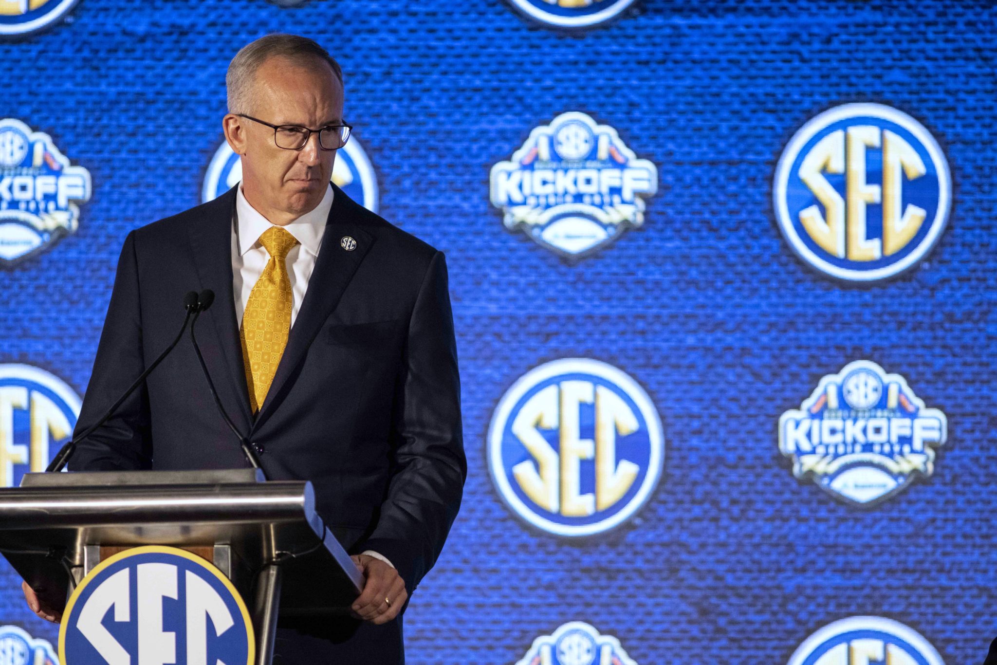Will realignment prompt the SEC to switch to a 9-game conference ...