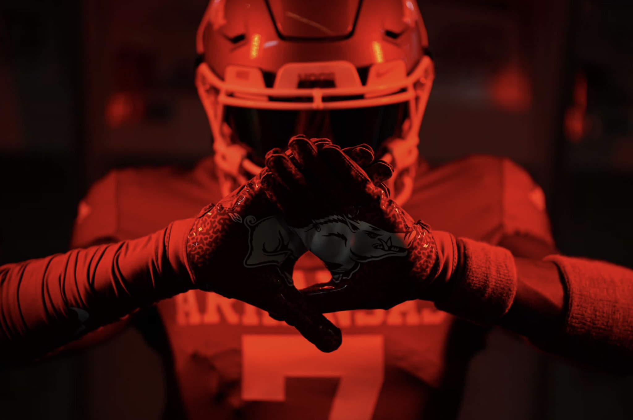 Arkansas reaches into Tennessee to land commitment from defensive back ...