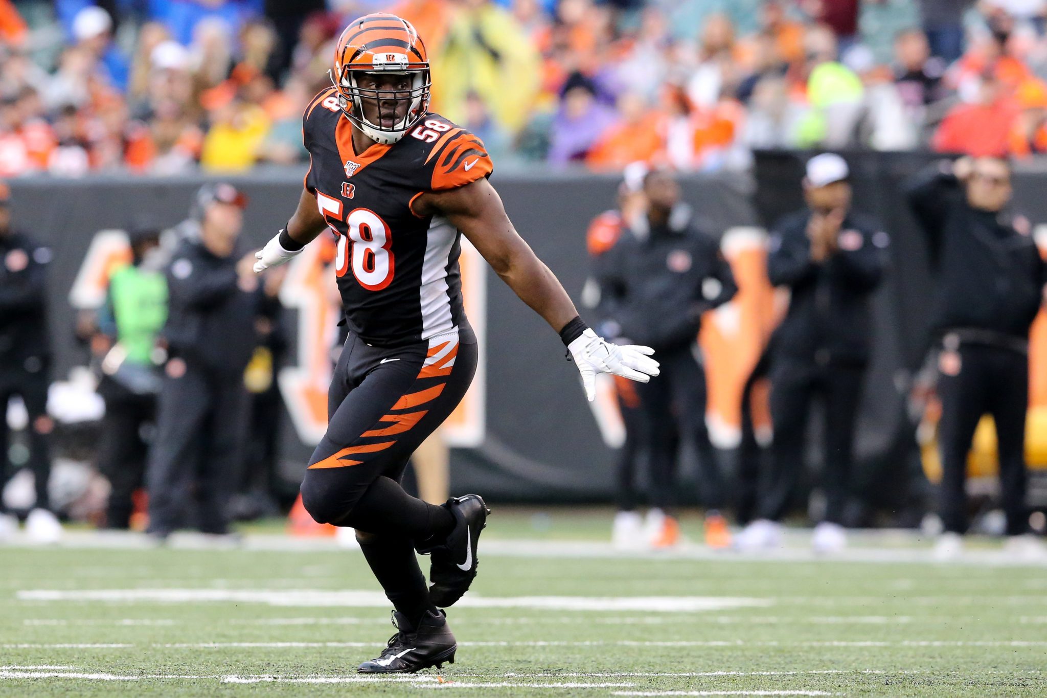 Former Auburn standout Carl Lawson to miss 2021 season due to injury ...