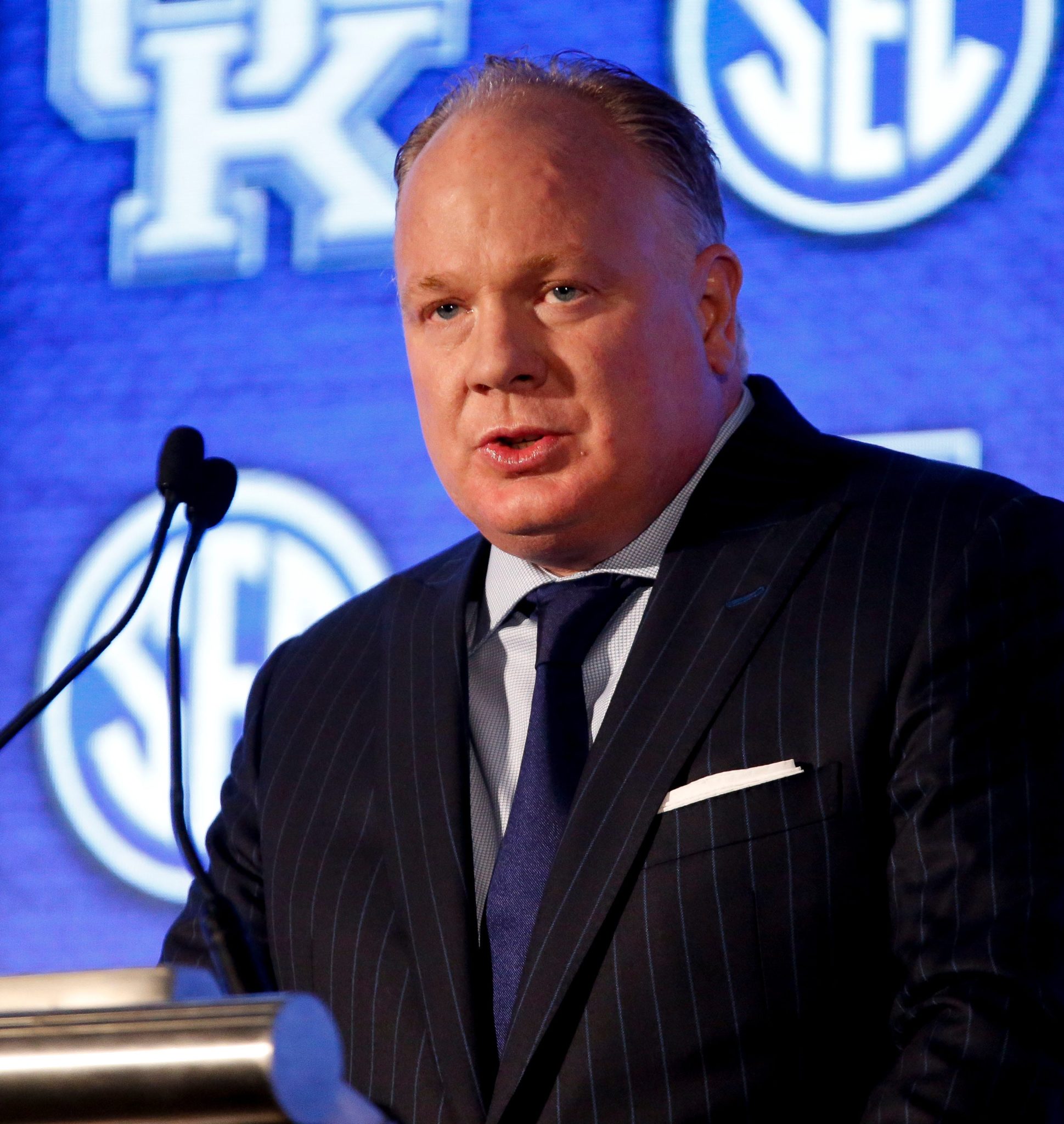 Mark Stoops discusses process of naming Will Levis the starter, Joey ...