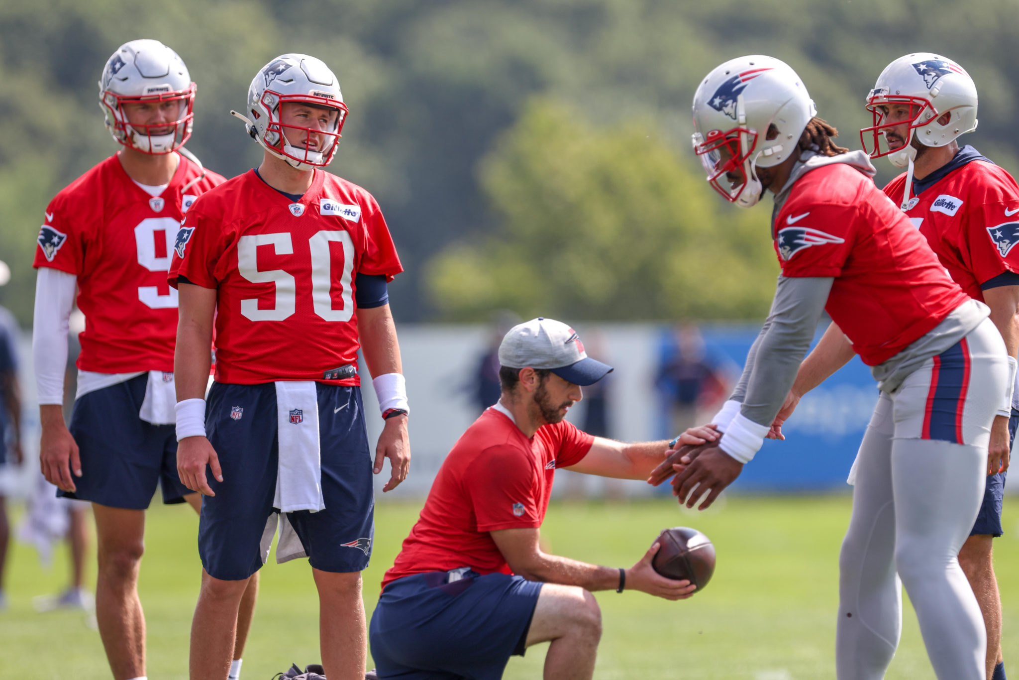 Mac Jones says Cam Newton has been a great mentor in Patriots camp ...