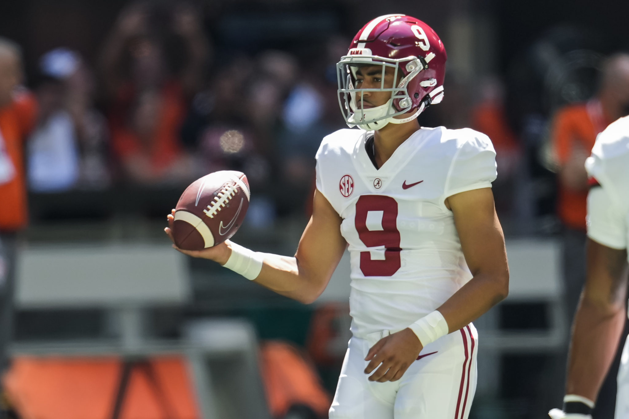 Bryce Young wins 2021 Manning Award for nation's best quarterback ...