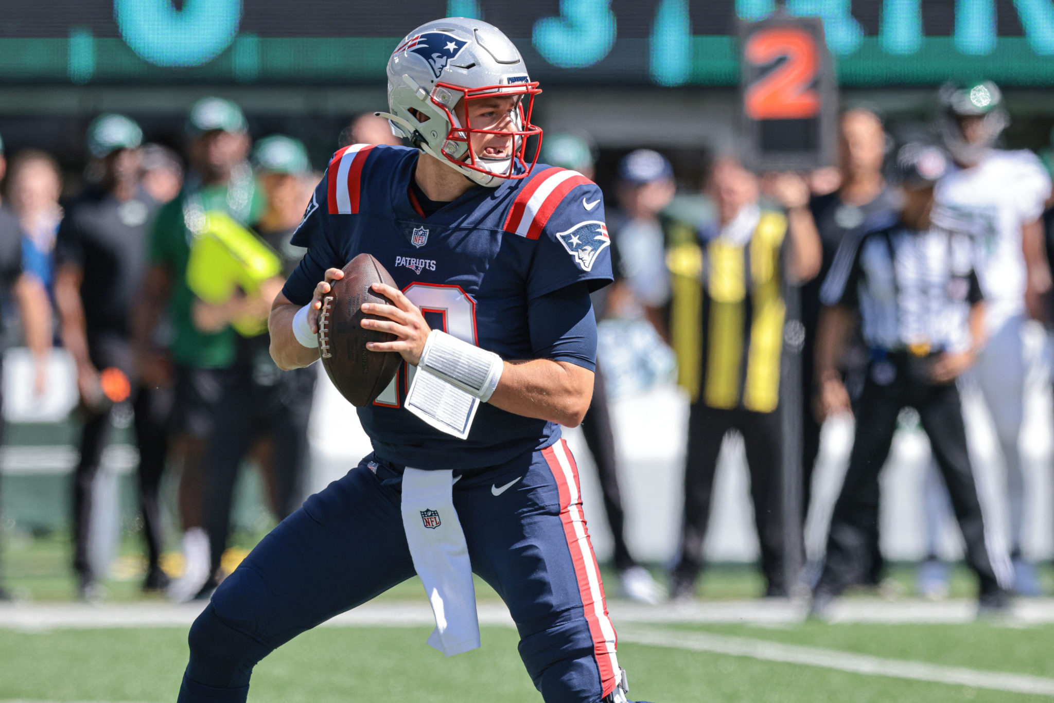 Mac Jones leads all 1st-round QBs in 2021 NFL Draft in this key stat ...