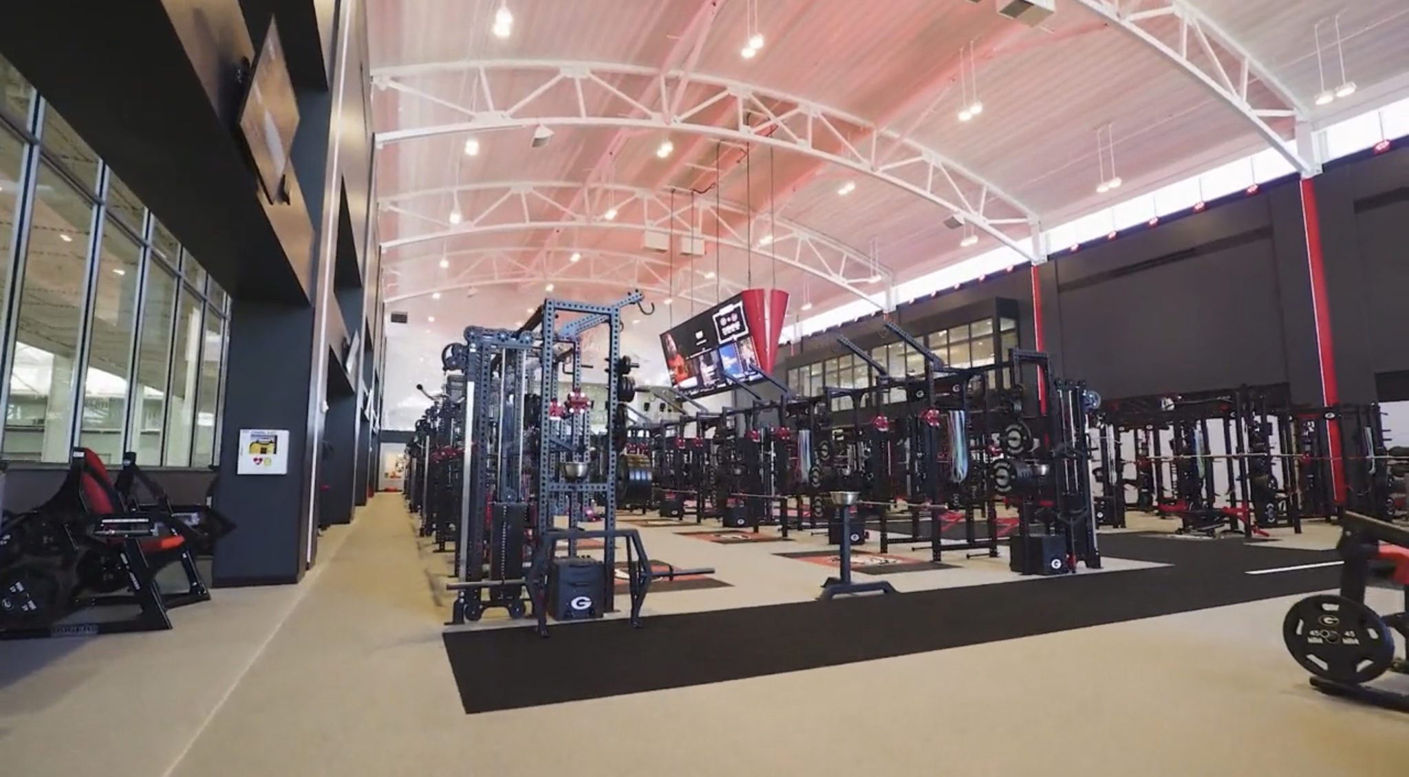 Georgia football releases video of incredible new weight room, part of ...