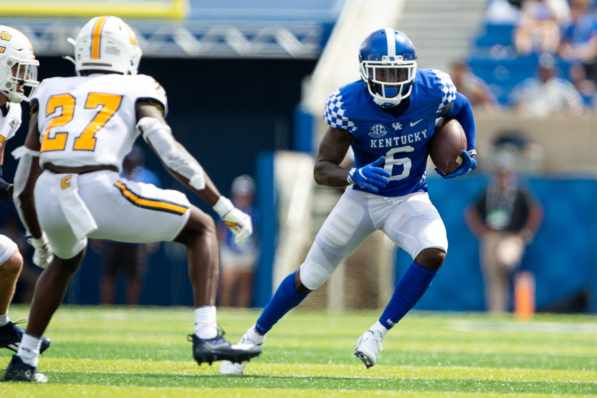 Mark Stoops provides update on injured Kentucky WR Josh Ali - Saturday ...