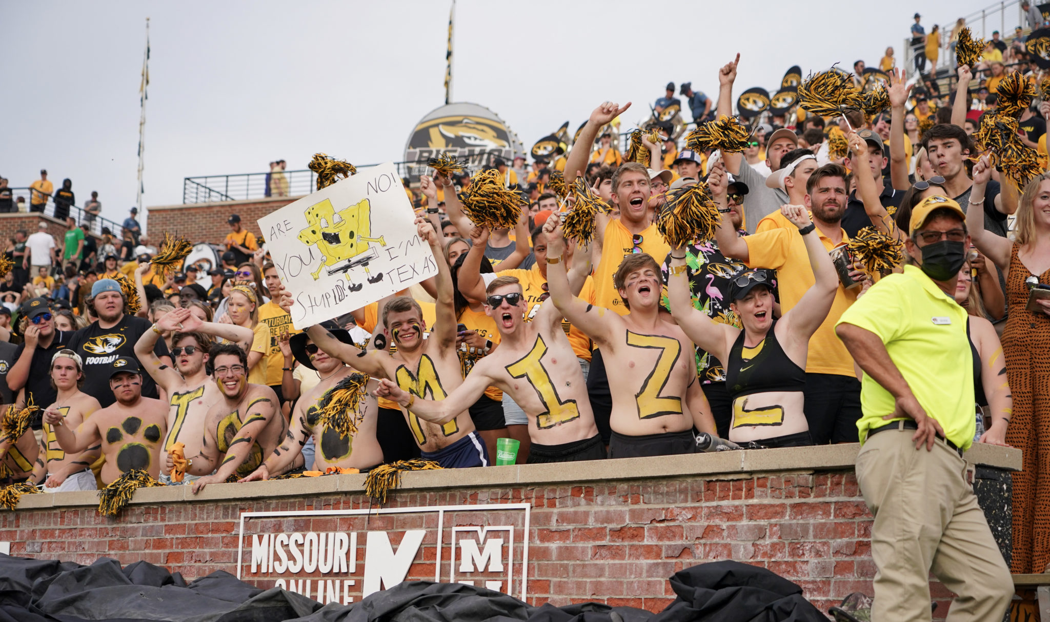 Mizzou reveals uniform combo for Saturday’s homecoming game - Saturday ...