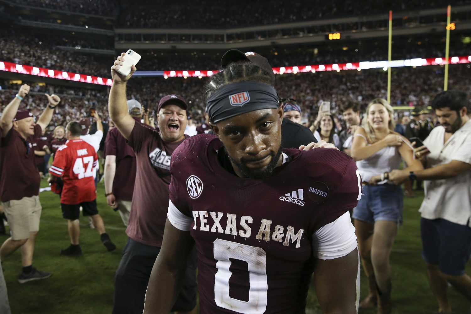 SEC reveals only 4 schools have not been fined for fans rushing the ...