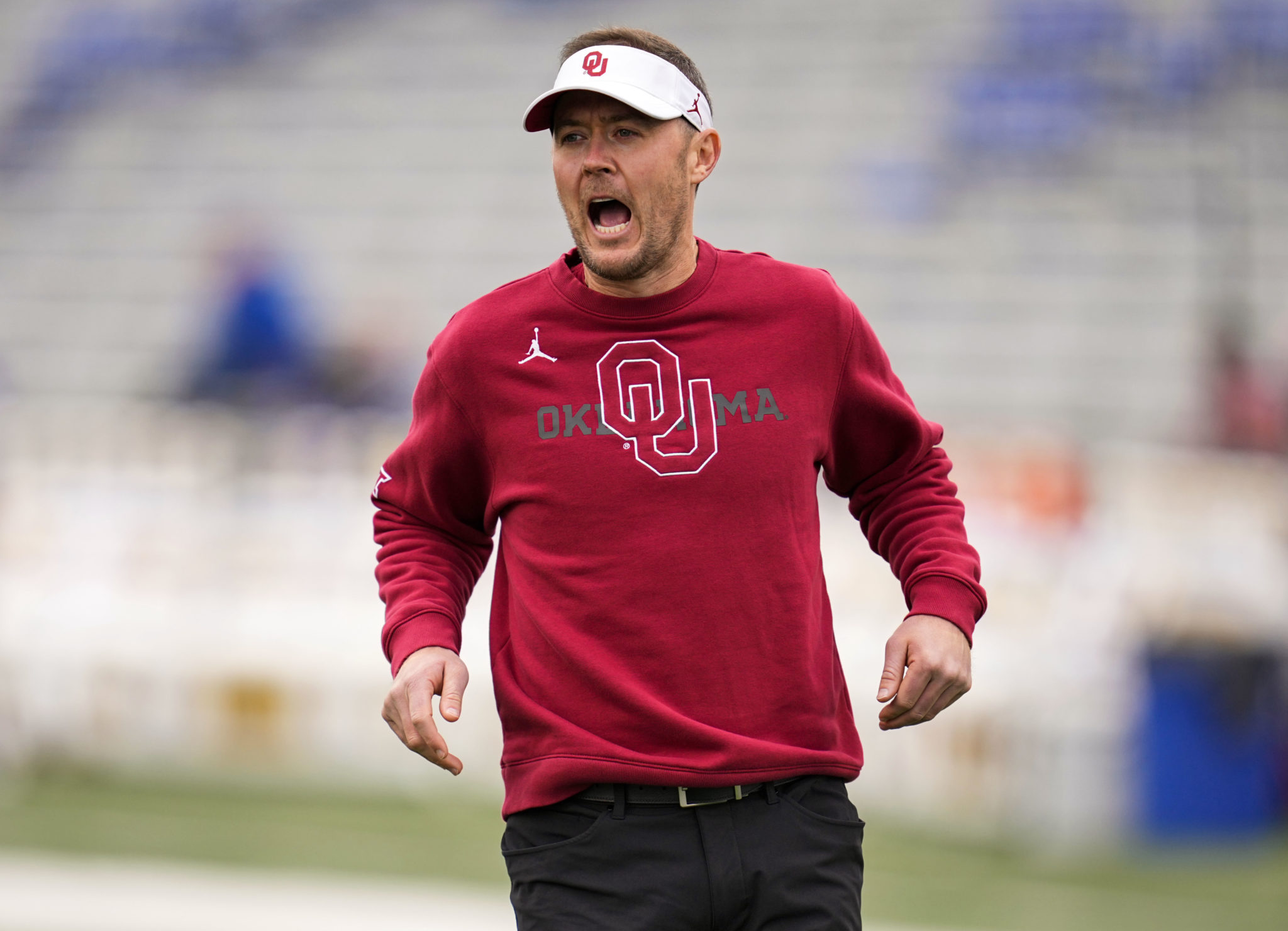 Lincoln Riley is reportedly leaving Oklahoma for new head coaching job ...