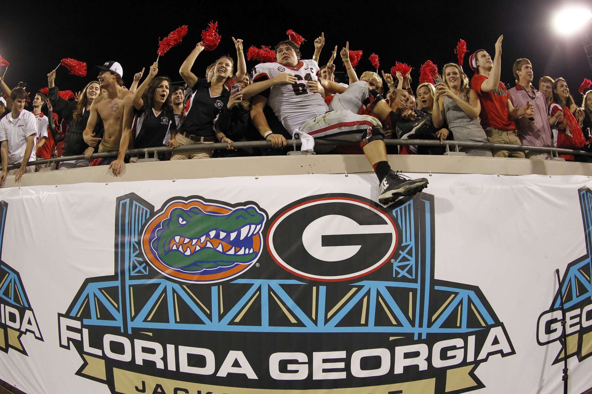 As the Cocktail Party returns, a Dawg and a Gator grapple with loss ...