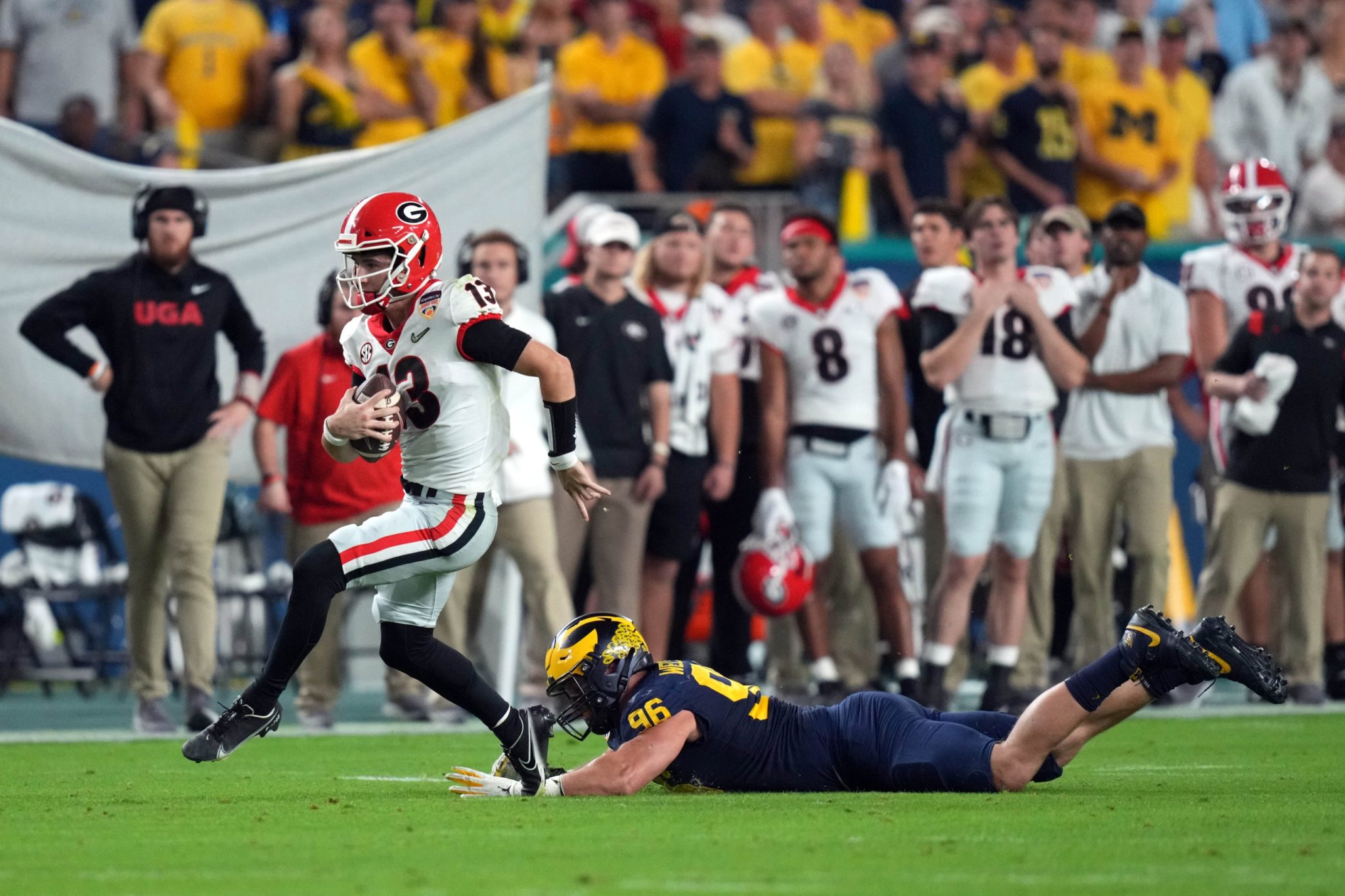 Stetson Bennett silences the critics with monster first half in Orange ...