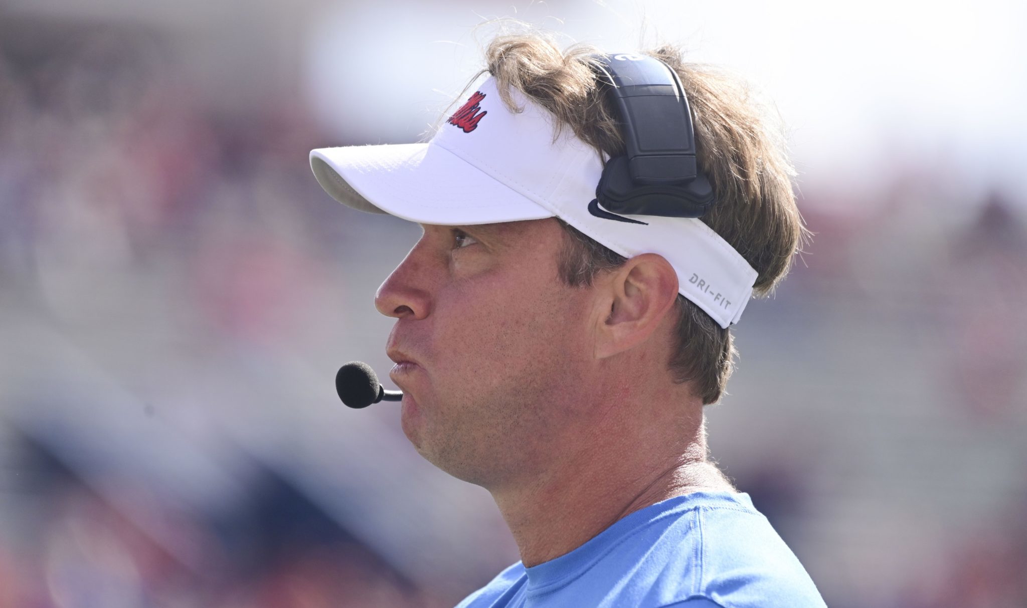 Lane Kiffin picks up national coaching award following Kentucky victory ...