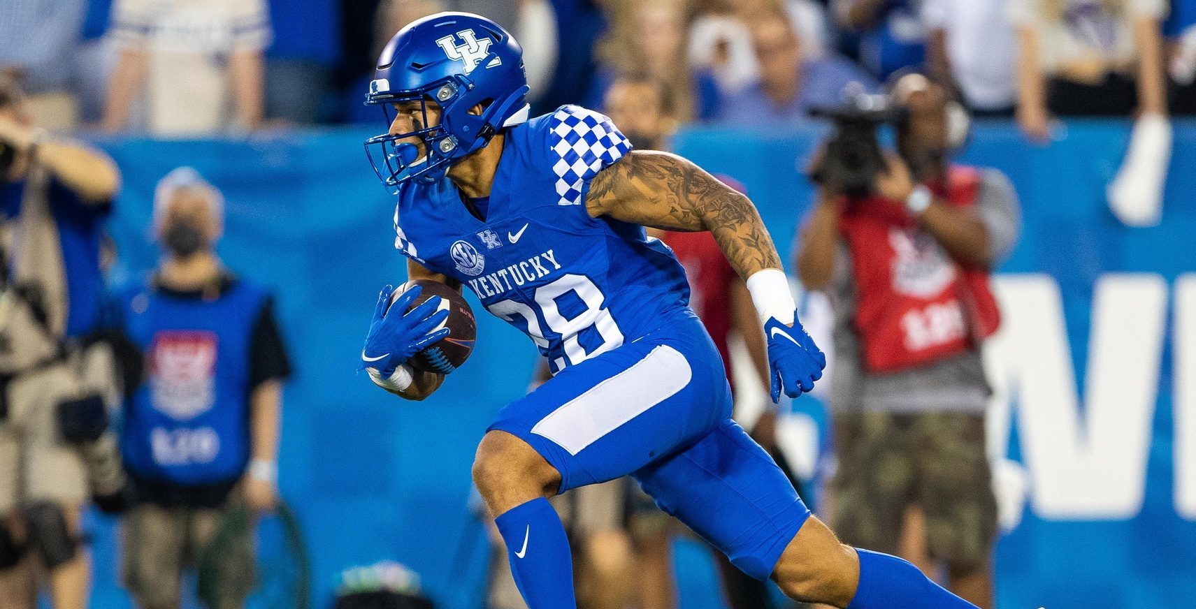 Rahsaan Lewis, Kentucky WR, charged with serious traffic offenses ...