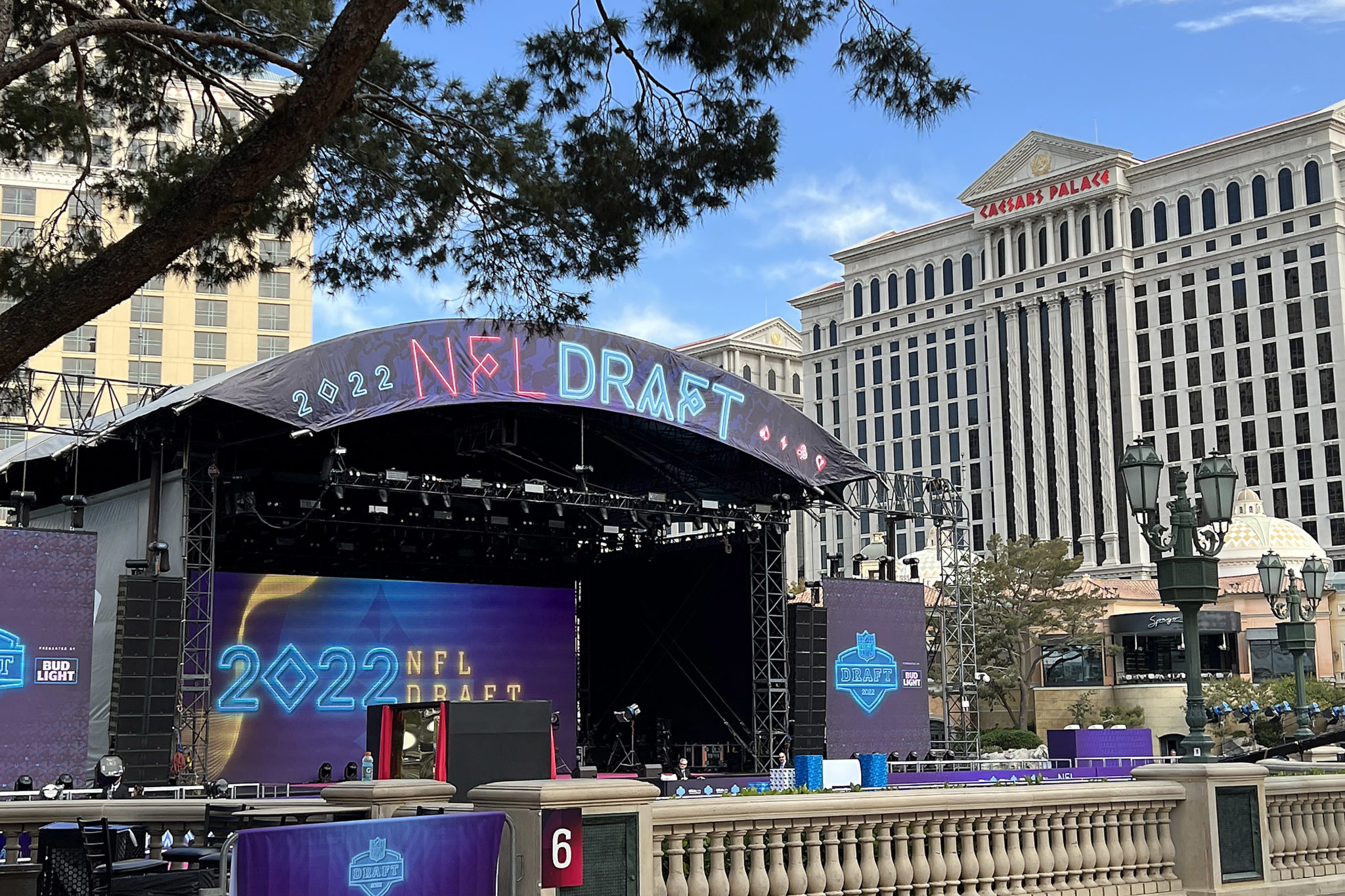 2023 NFL Mock Draft: NFL.com guru Chad Reuter has 10 SEC stars going in ...