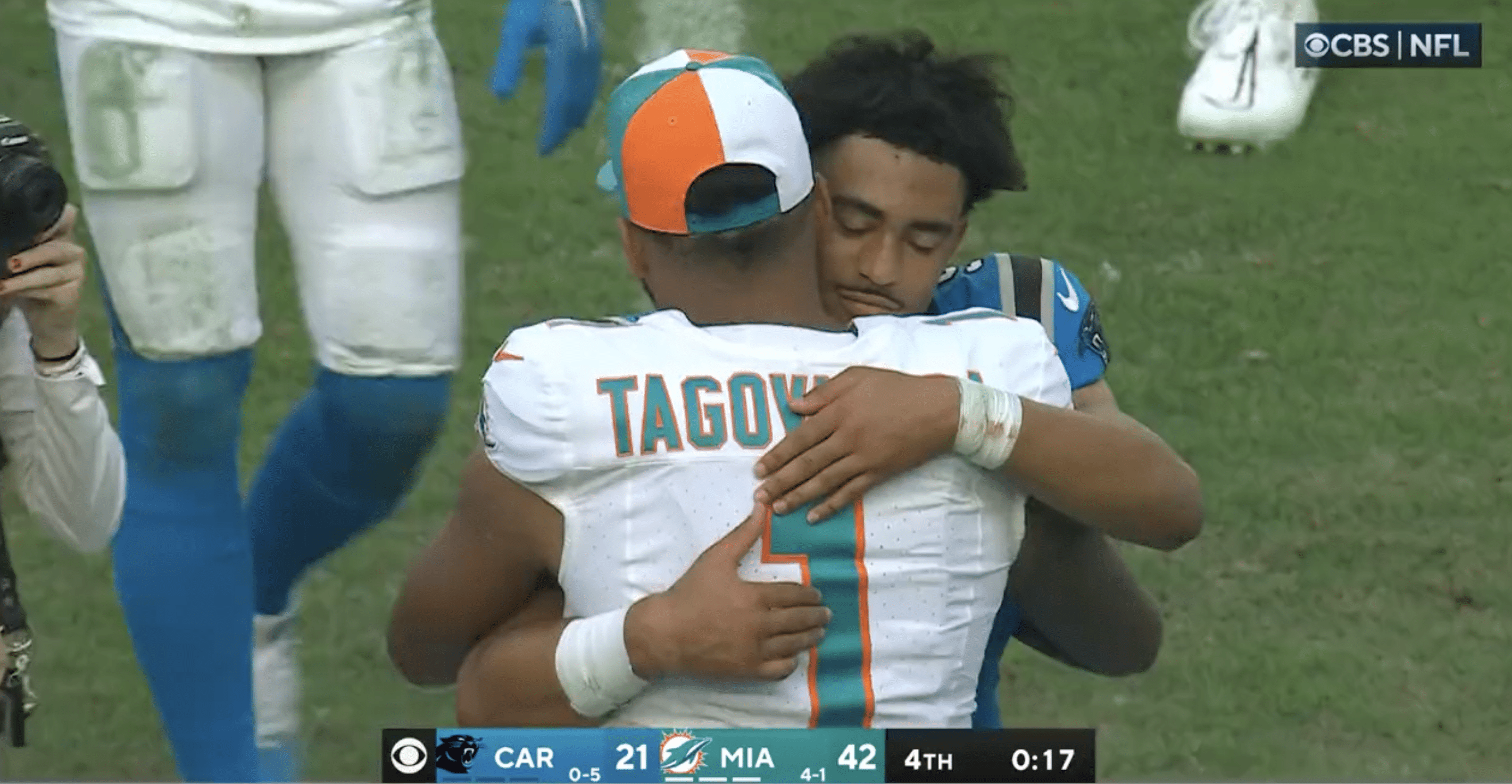 Tua Tagovailoa, Bryce Young share long hug after Dolphins beat Panthers ...