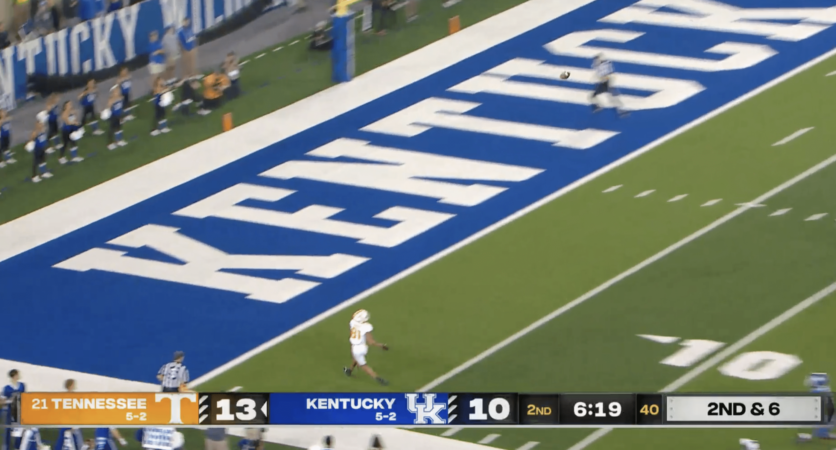 Chas Nimrod hauls in first career TD as Tennessee extends lead at ...