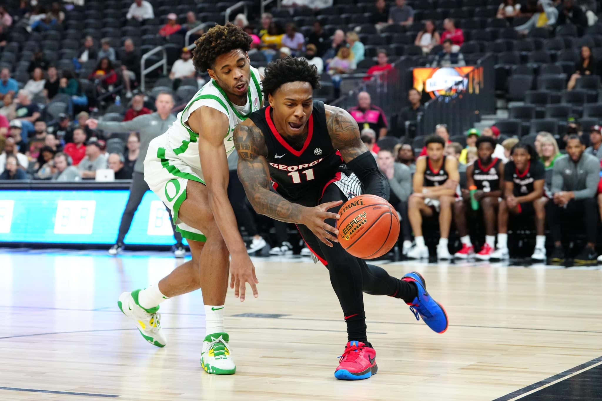 Georgia hoops drops season opener to Oregon - Saturday Down South