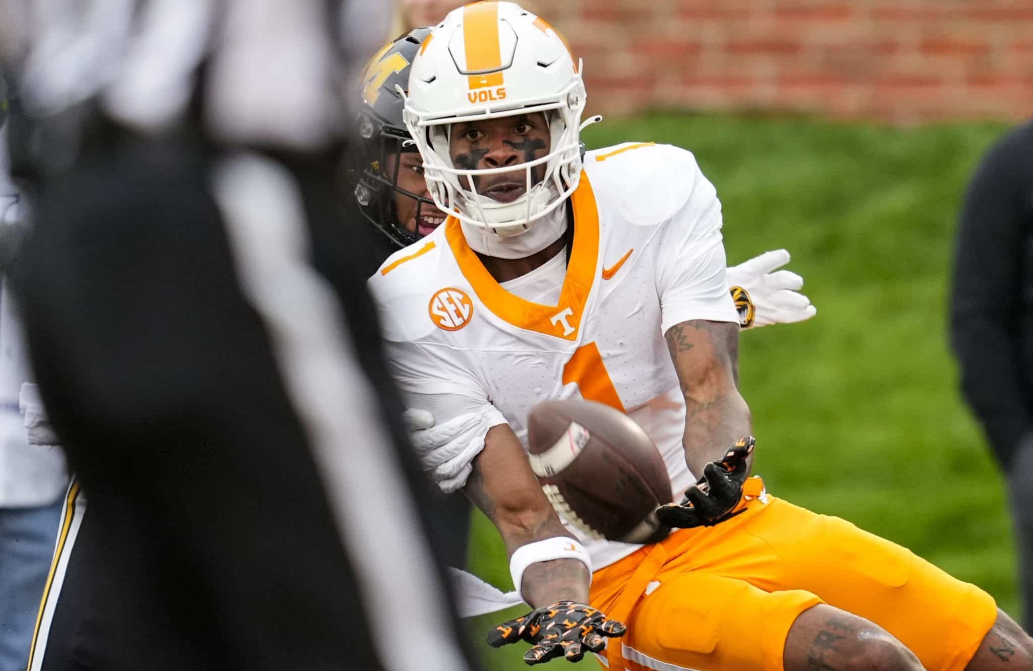 Dont'e Thornton receives status update after suffering lower-leg injury ...