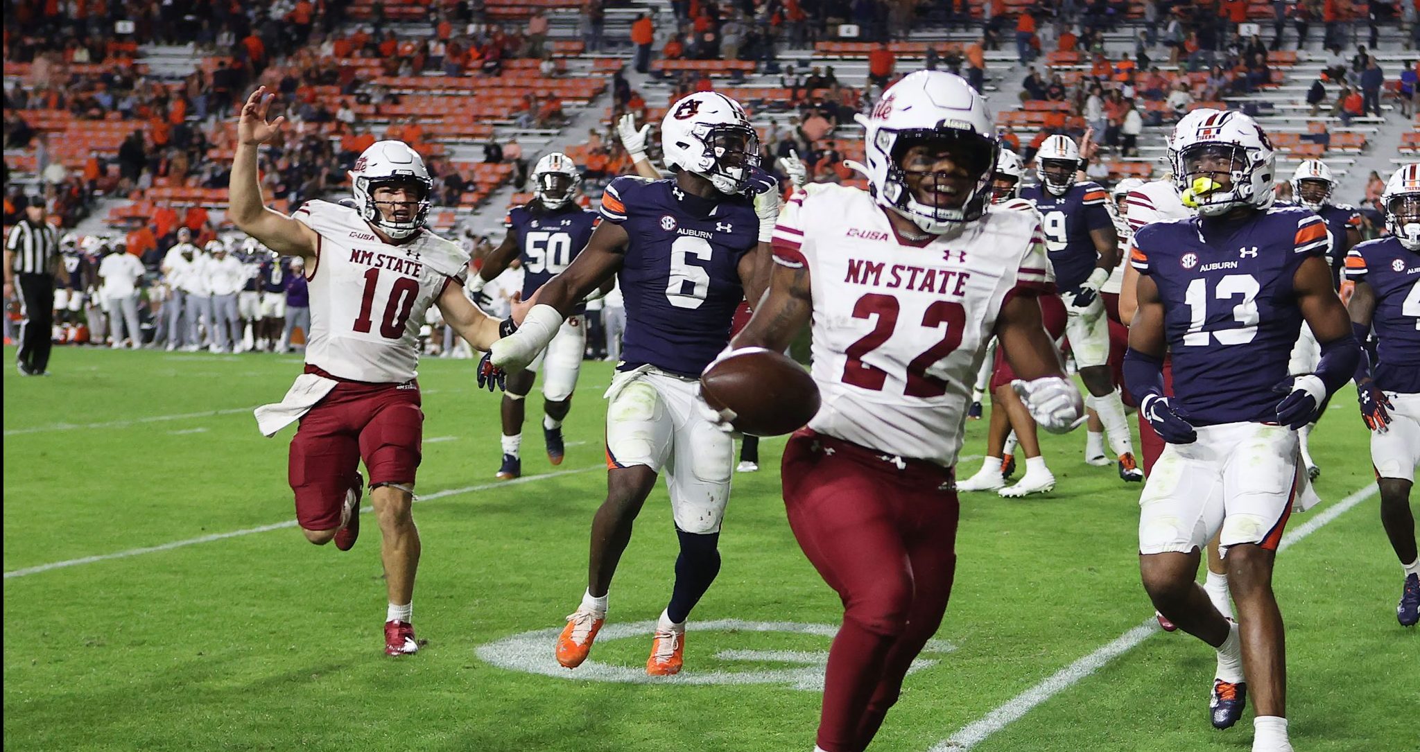 New Mexico State player trolls Auburn using Bo Jackson pun - Saturday ...