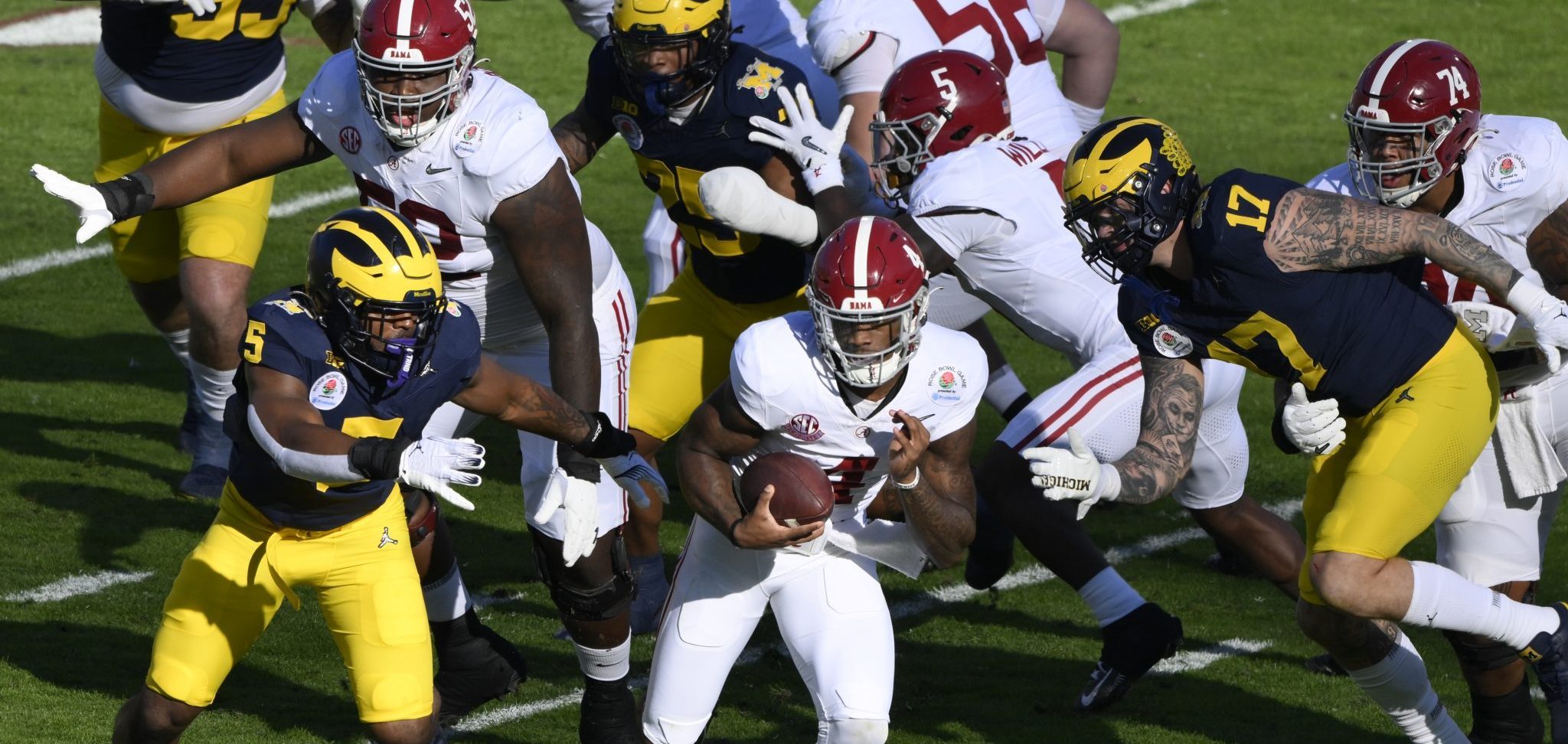 Alabama offensive line blasted for performance in 1st half vs. Michigan ...