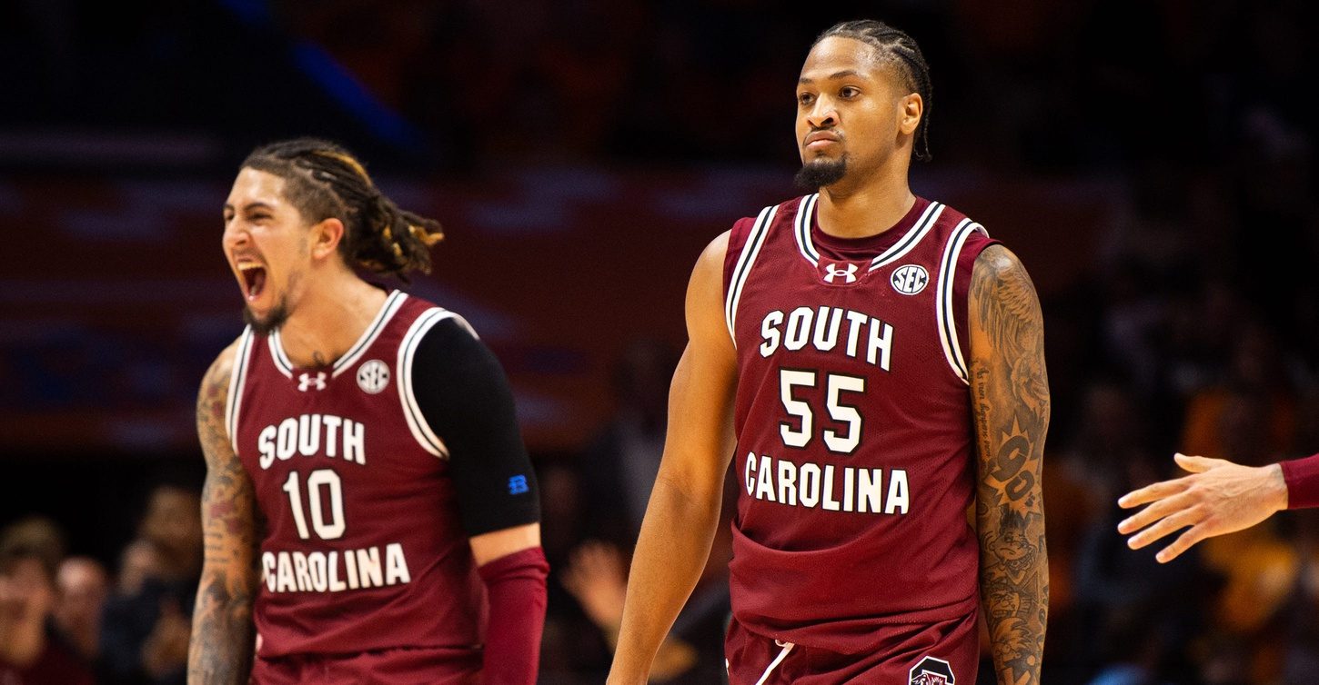 South Carolina trolls Tennessee, as Dawn Staley and Darius Rucker react ...
