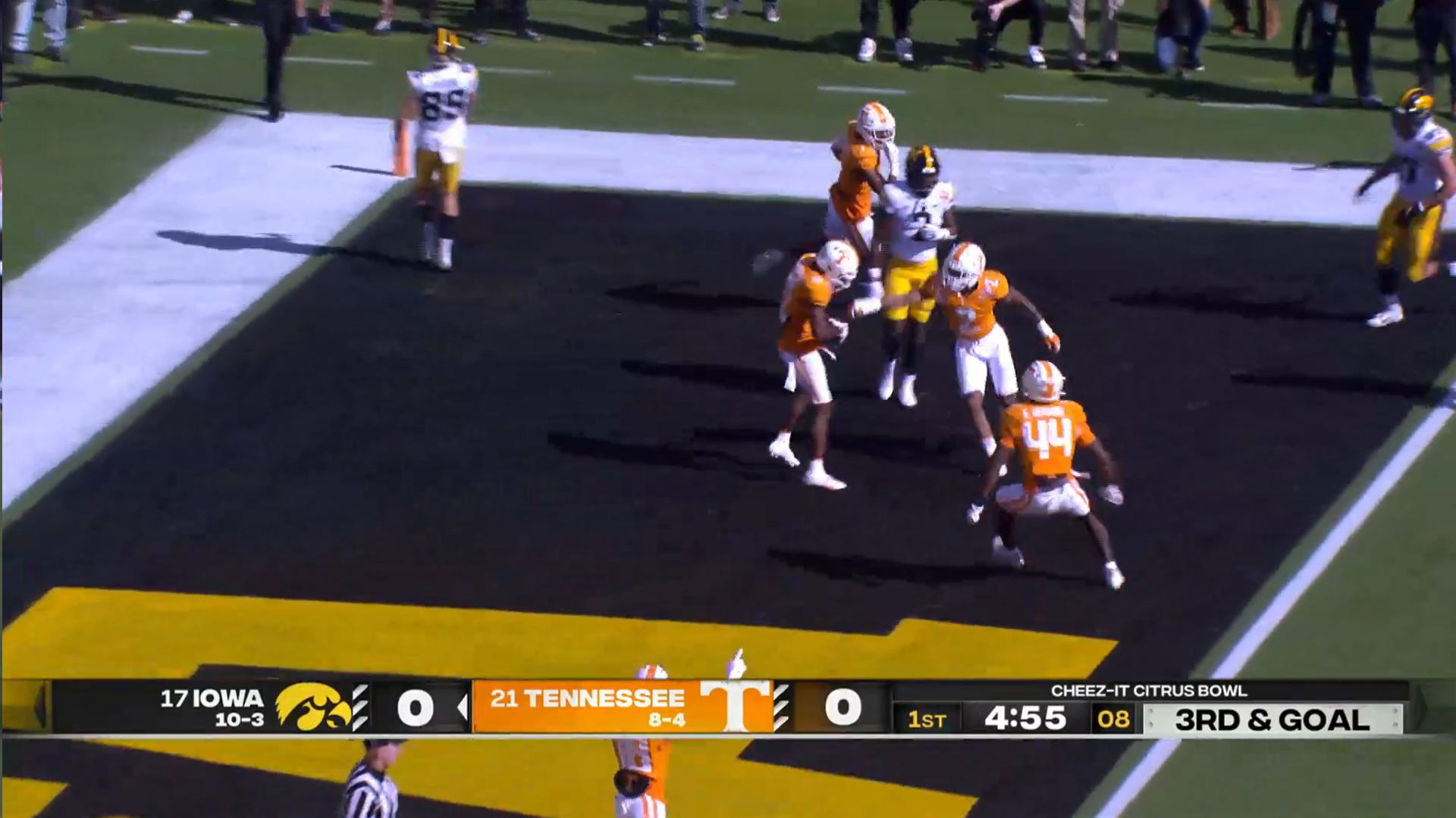 Andre Turrentine, Tennessee DB, nabs first career INT in red zone vs ...