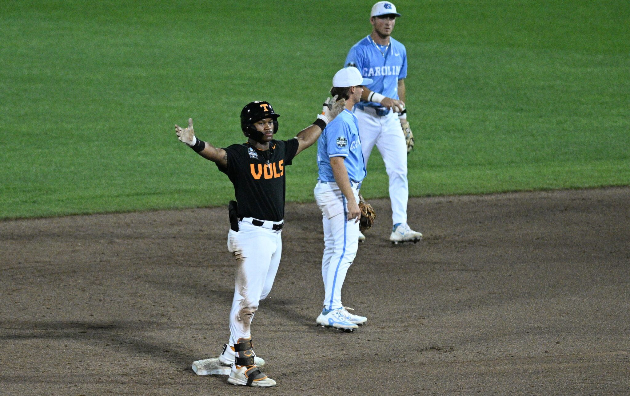 Friedlander: Early College World Series results have 'swung' momentum ...