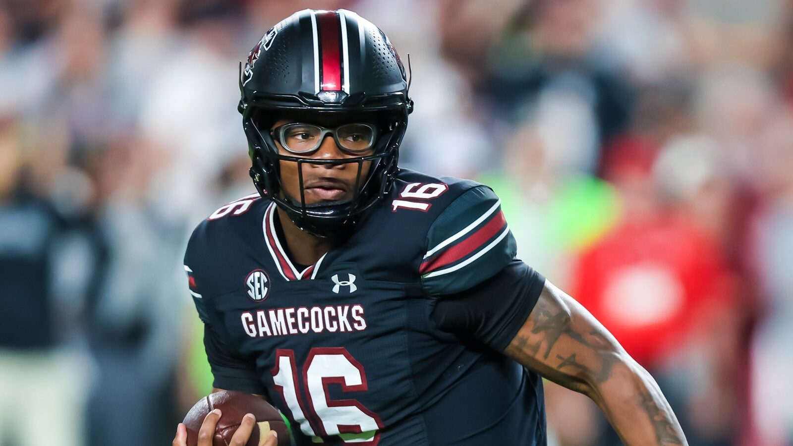 LaNorris Sellers formally announces return to South Carolina for 2026 ...