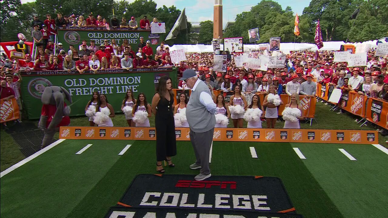 Nick Saban meets Alabama superfan who has not missed a game for over 50 ...