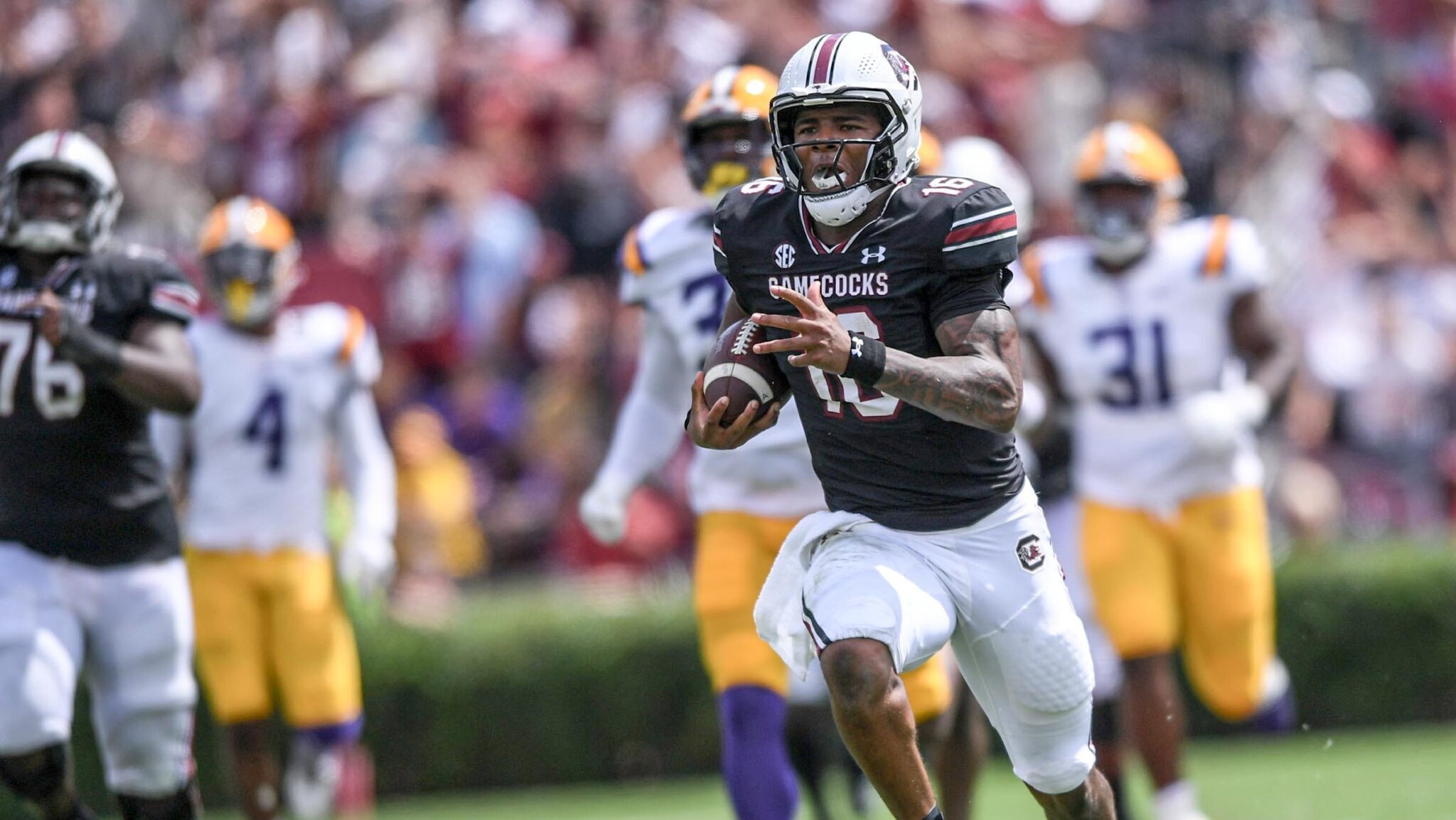 LaNorris Sellers hobbled vs. LSU after suffering apparent leg injury - Saturday Down South