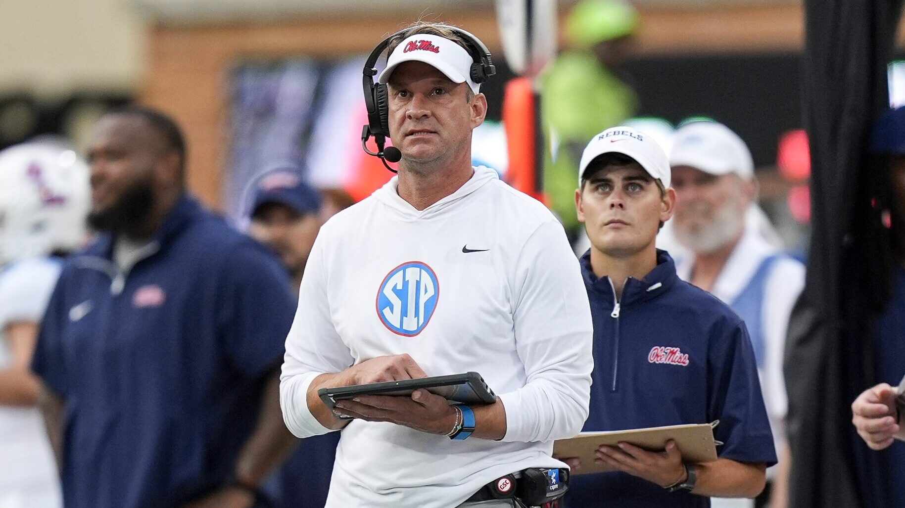 Lane Kiffin has savage response to Hugh Freeze’s praise of Ole Miss ...